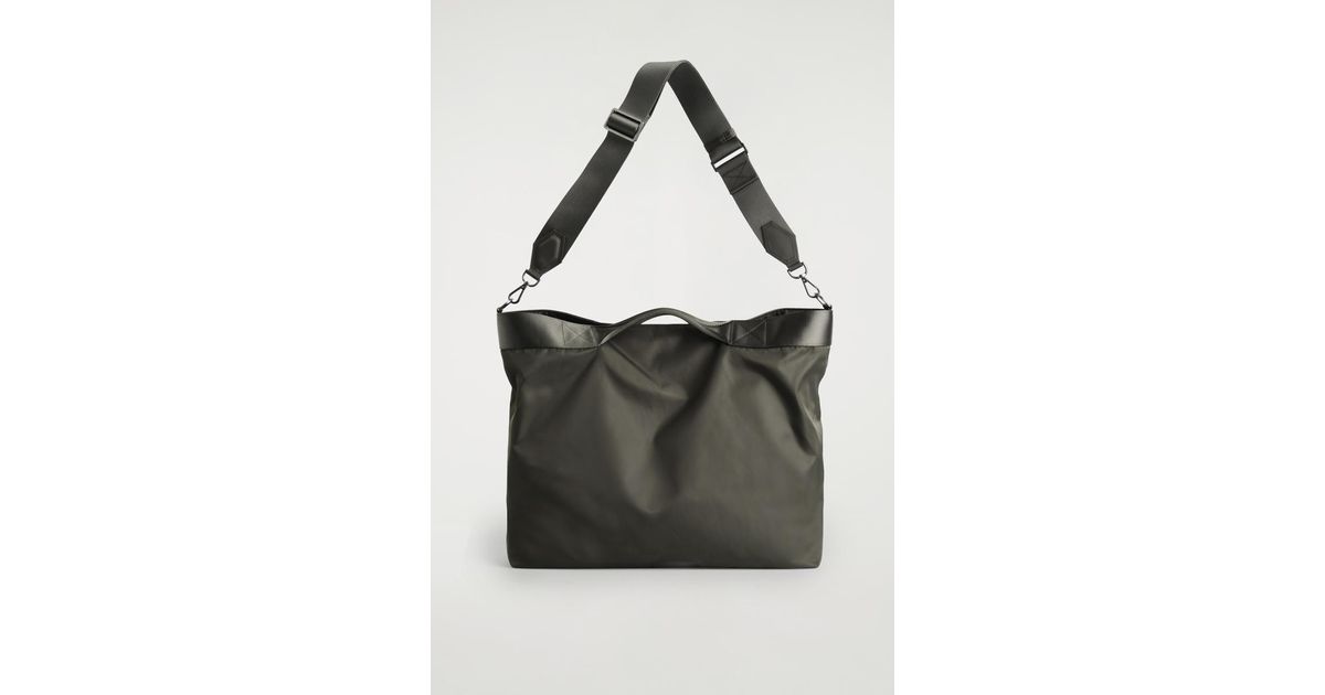 COS Pursuit Messenger Bag in Black for Men | Lyst