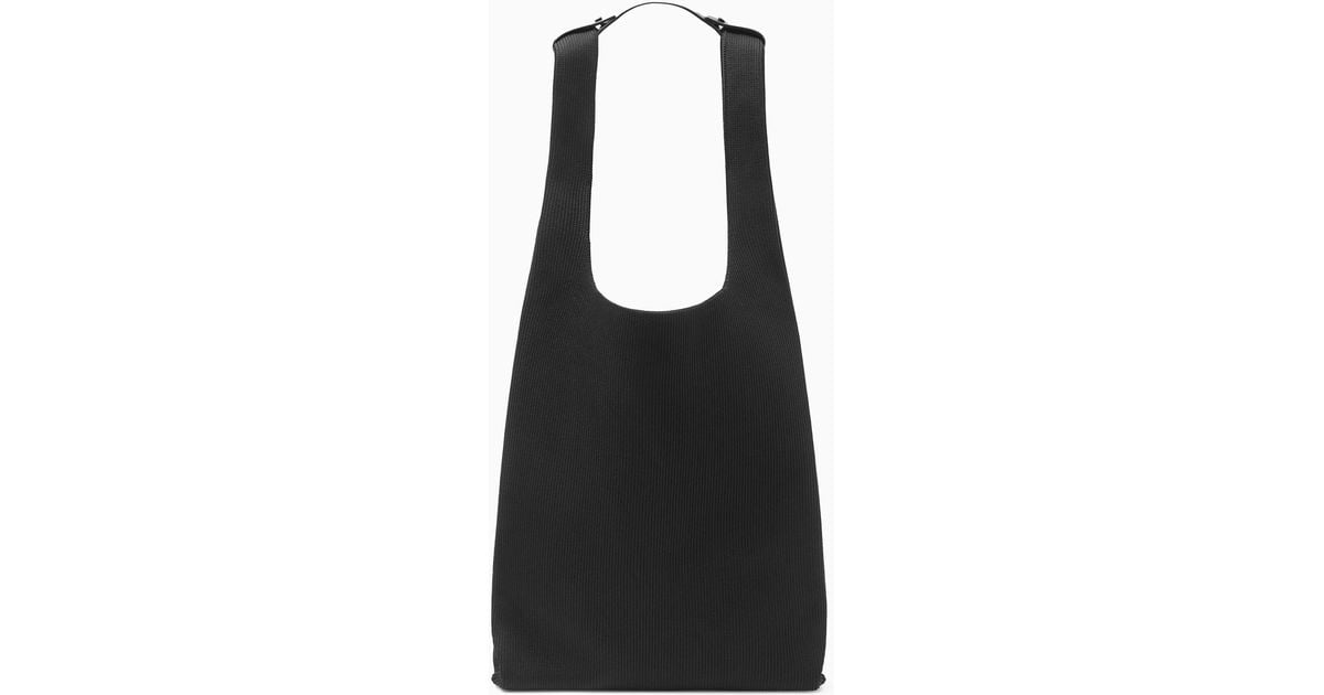 COS Oversized Knitted Tote in Black for Men | Lyst