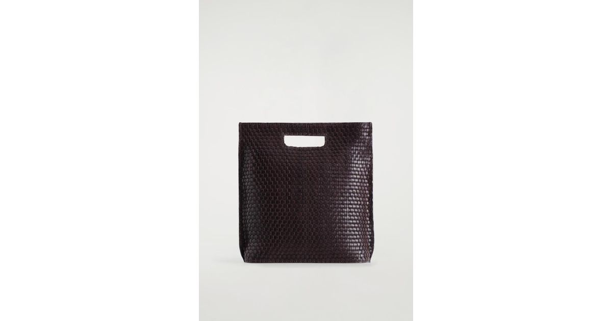 COS Folio Hand-Woven Bag in Black | Lyst