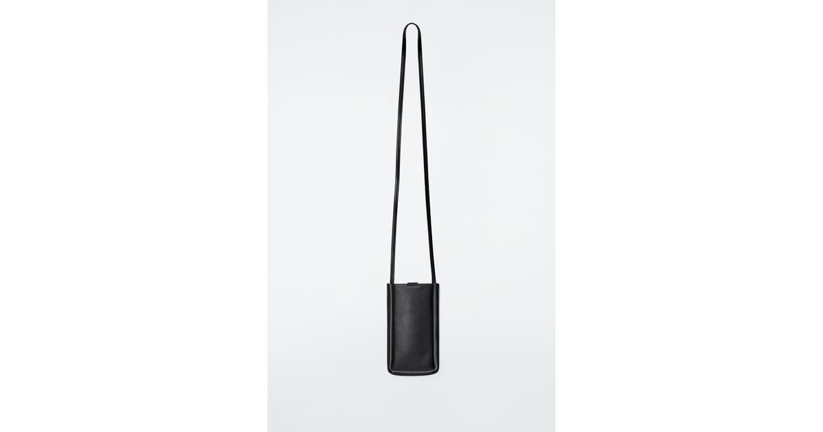 COS Crossbody Phone Pouch - Leather in Black | Lyst