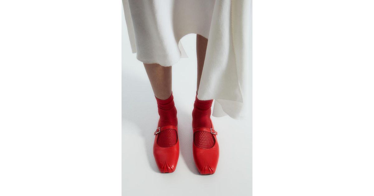 COS Ballerinas Aus Leder Mit Falten Vorne in Rot | Lyst DE