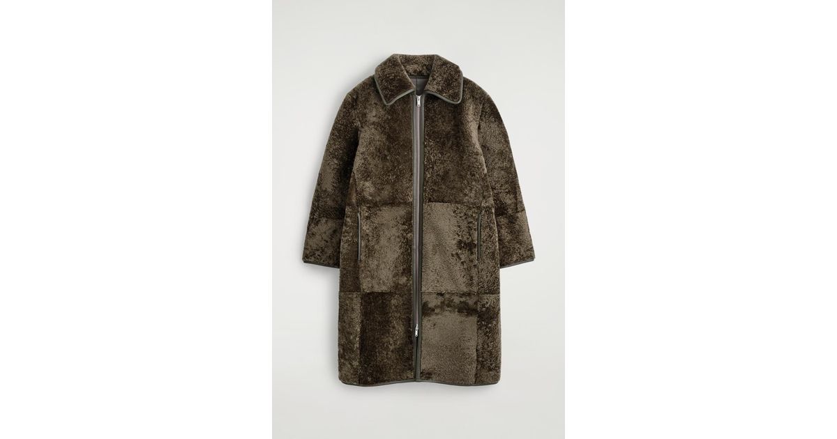 COS Leather-Bonded Shearling Long Coat in Green | Lyst UK