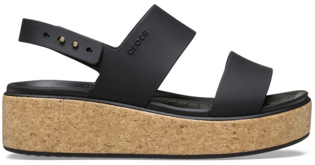Crocs™ Brooklyn Cork Low Wedge in Black | Lyst