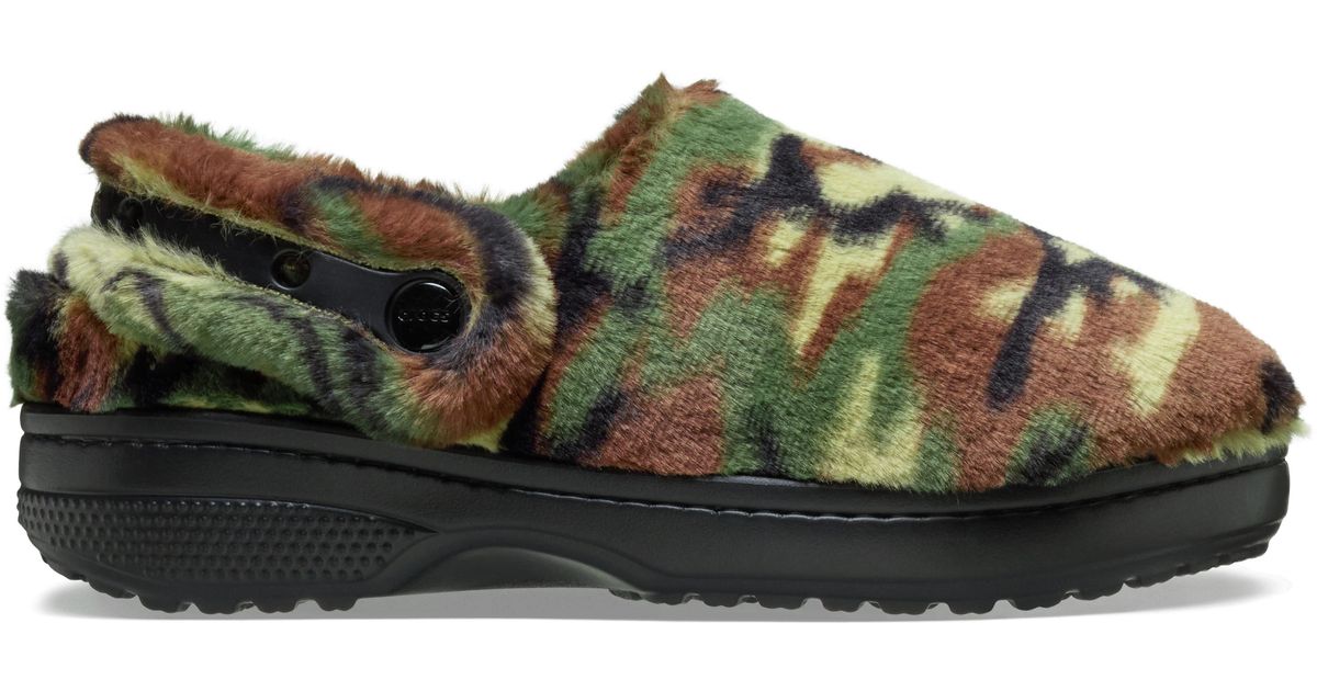 Crocs™ Classic Unfurgettable Camo Clog in Black | Lyst UK