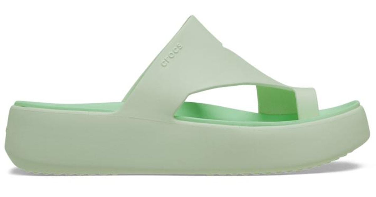 Crocs™ Getaway Platform Toe Loop in Green | Lyst