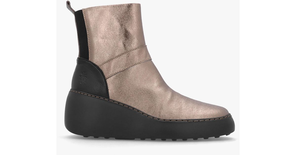 Fly London Doxe Dark Gold Leather Wedge Boots in Brown | Lyst