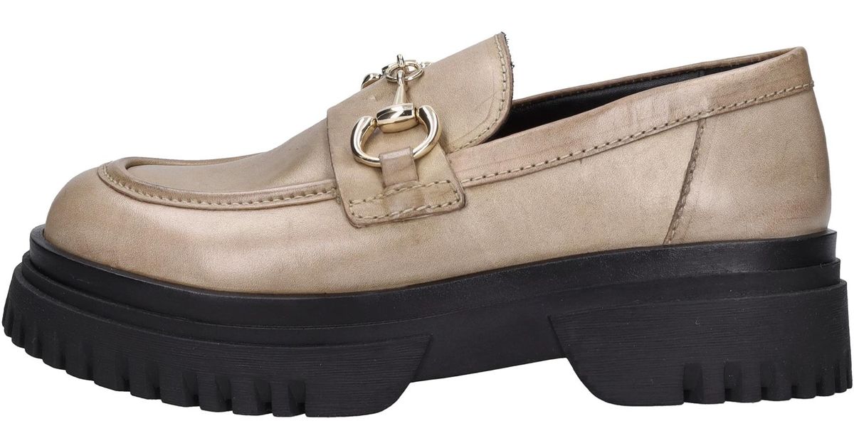 Emanuélle Vee Flat Shoes in Brown | Lyst