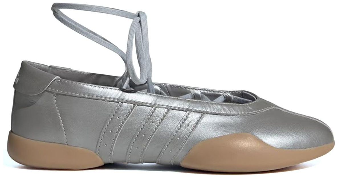 adidas Originals Taekwondo Mei Dancers in Metallic | Lyst