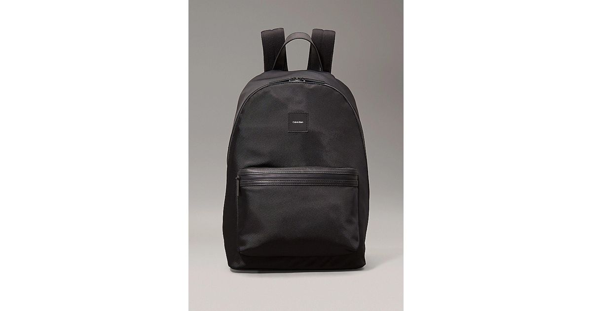 Calvin Klein Zaino Ck Essential Round Bp in Gray for Men | Lyst