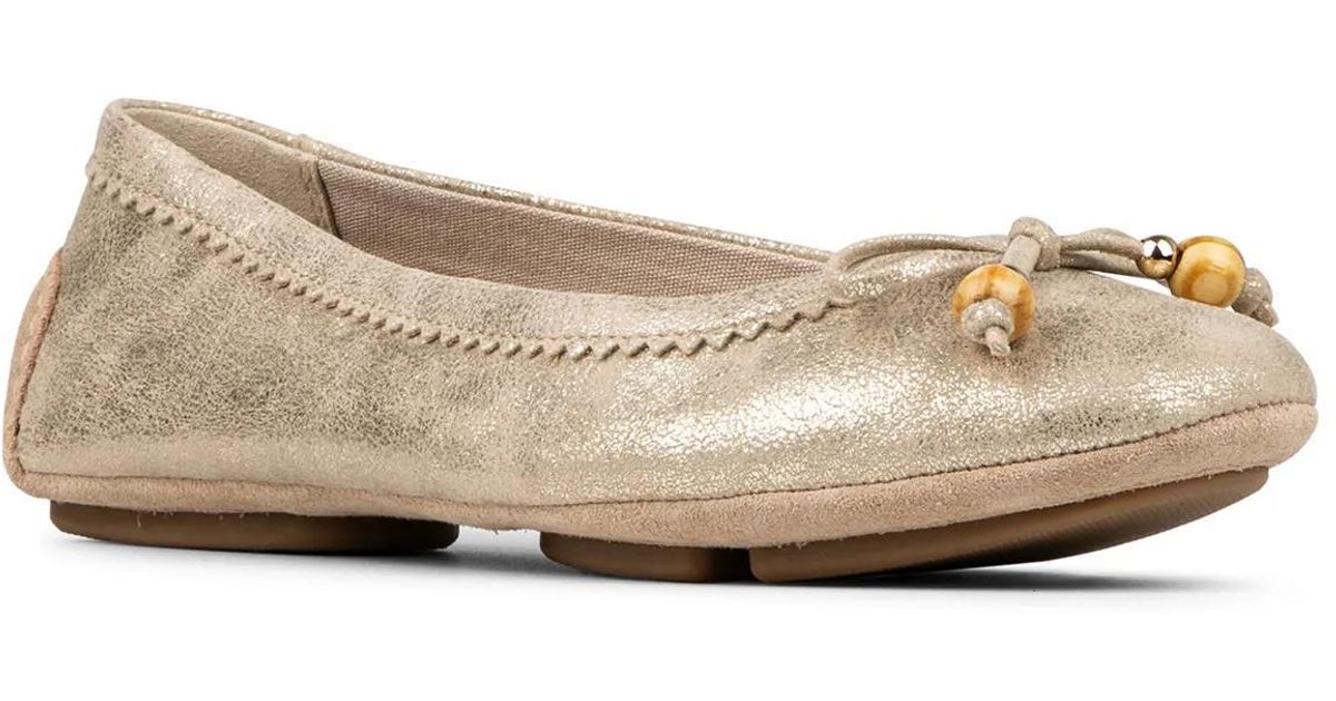 Donald J Pliner Rosita Flat in Brown | Lyst