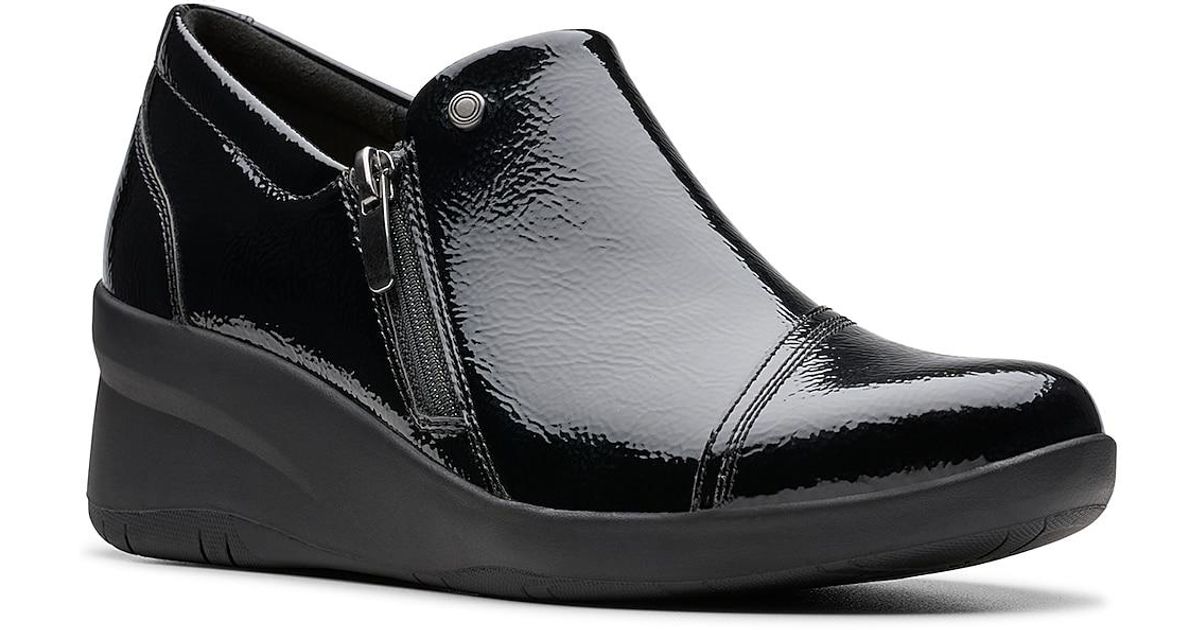 Clarks Suttyn Zip Wedge Slip-on in Black | Lyst