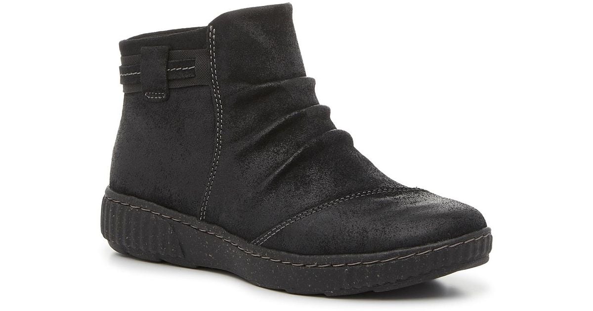 Clarks Caroline Derby Bootie in Black | Lyst