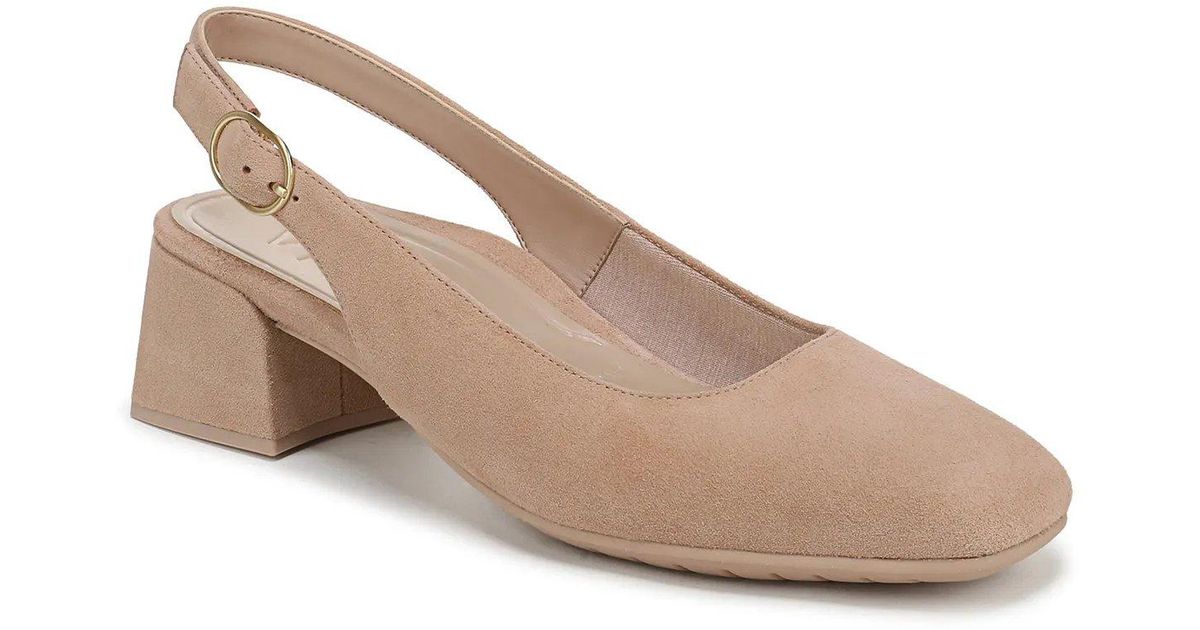 Vionic Reyes Pump in Natural | Lyst