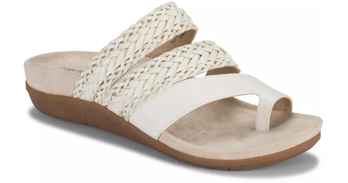 BareTraps Jonelle Sandal in White | Lyst