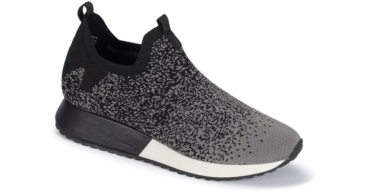 BareTraps Pringer Slipon in Black | Lyst