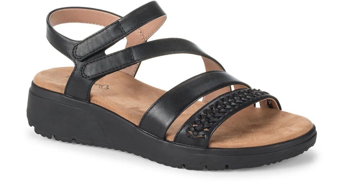 BareTraps Soren Wedge Sandal in Black | Lyst