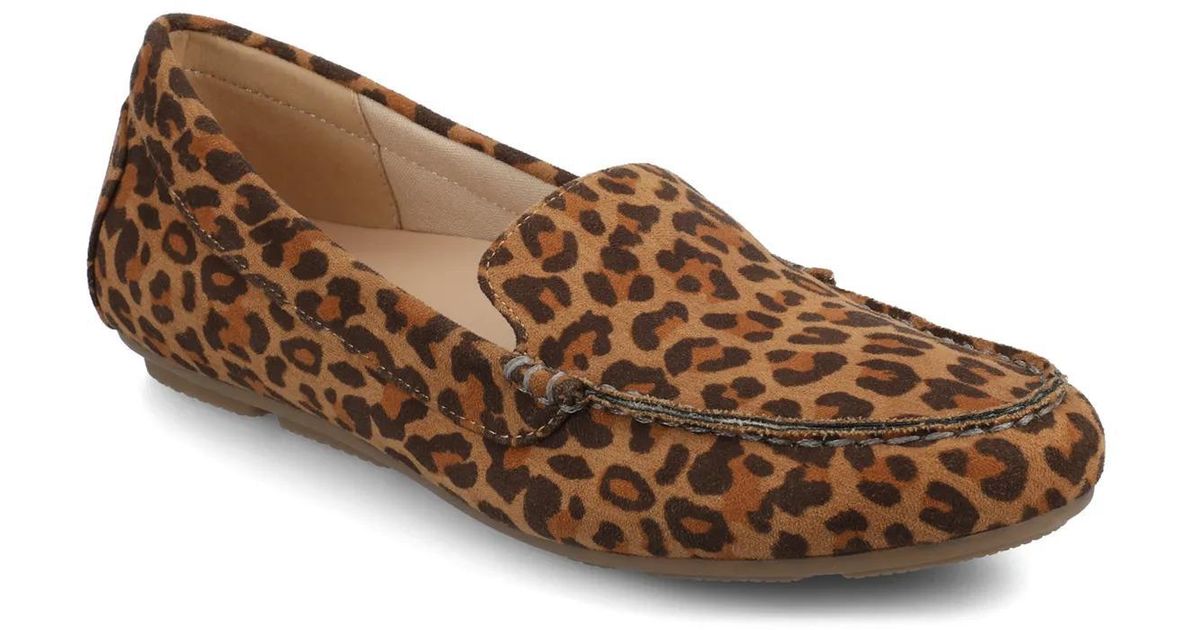 Journee Collection Oreta Loafer in Brown | Lyst