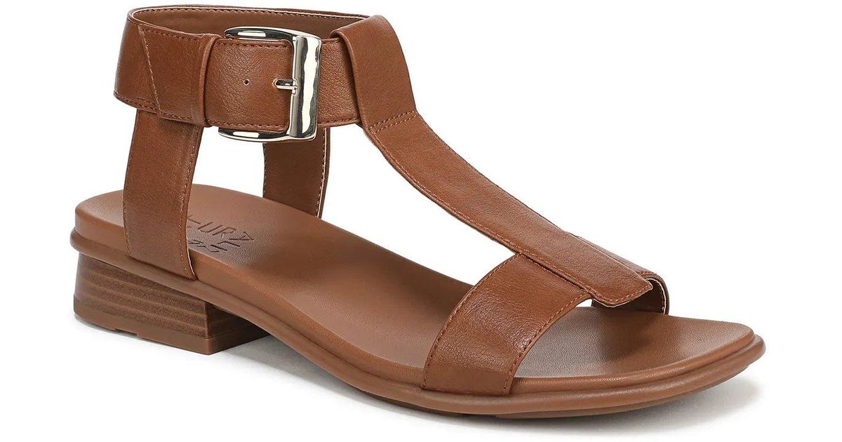 Naturalizer Easton Sandal in Brown | Lyst