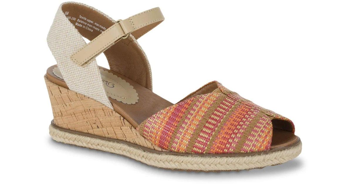 BareTraps Odetta Wedge Sandal in Brown | Lyst