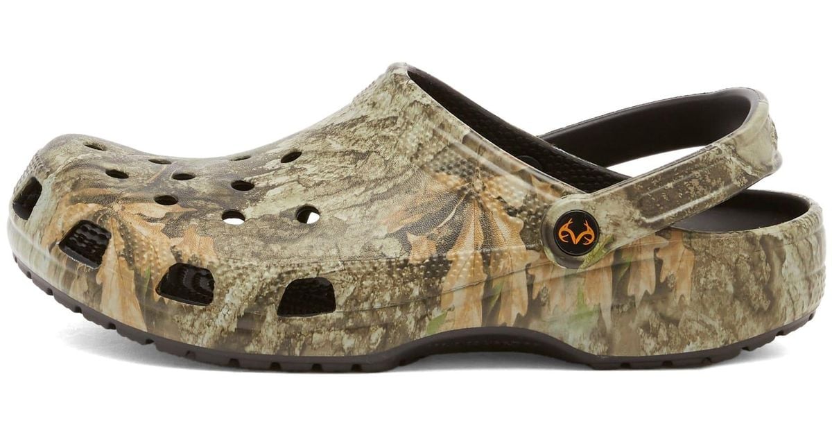 Crocs™ Realtree Camo Classic Clog in Brown for Men | Lyst