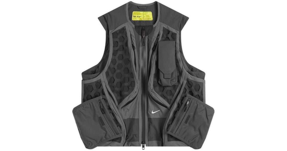 Nike Ispa Modular Pocket Vest in Black for Men | Lyst