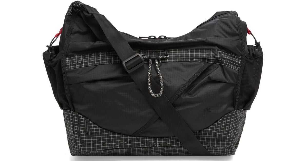 F/CE Ripstop 2-Way Shoulder Tote in Black | Lyst UK