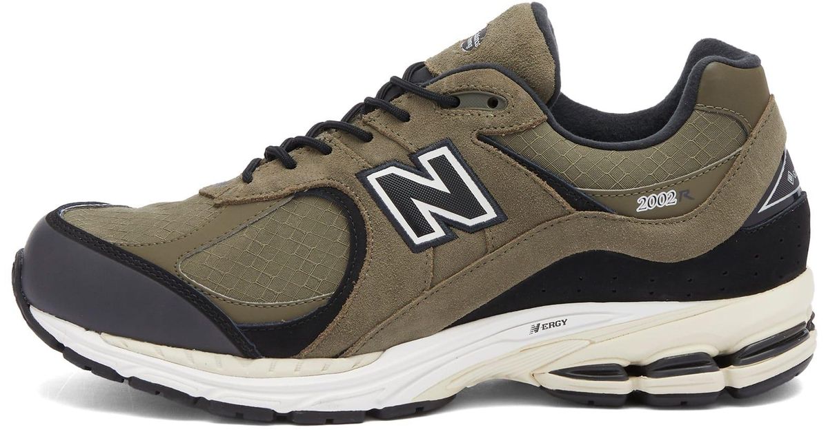 New Balance M2002Rxu in Brown | Lyst