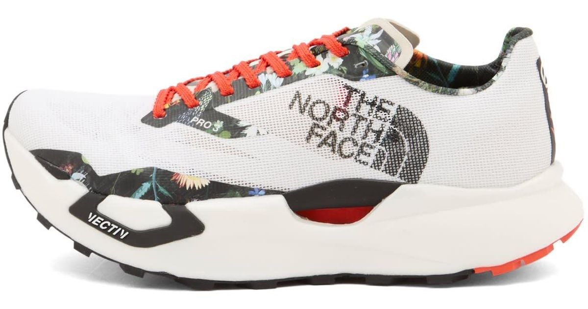 The North Face Summit Series Vectiv Pro 3 Race Edition Sneak in White ...