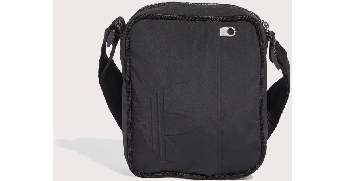 adidas Originals Everyday Icons Small Item Bag in Black for Men | Lyst UK