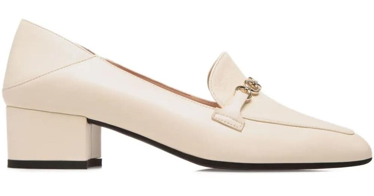 Bally Chain-Embellished Leather Pumps in Natural | Lyst