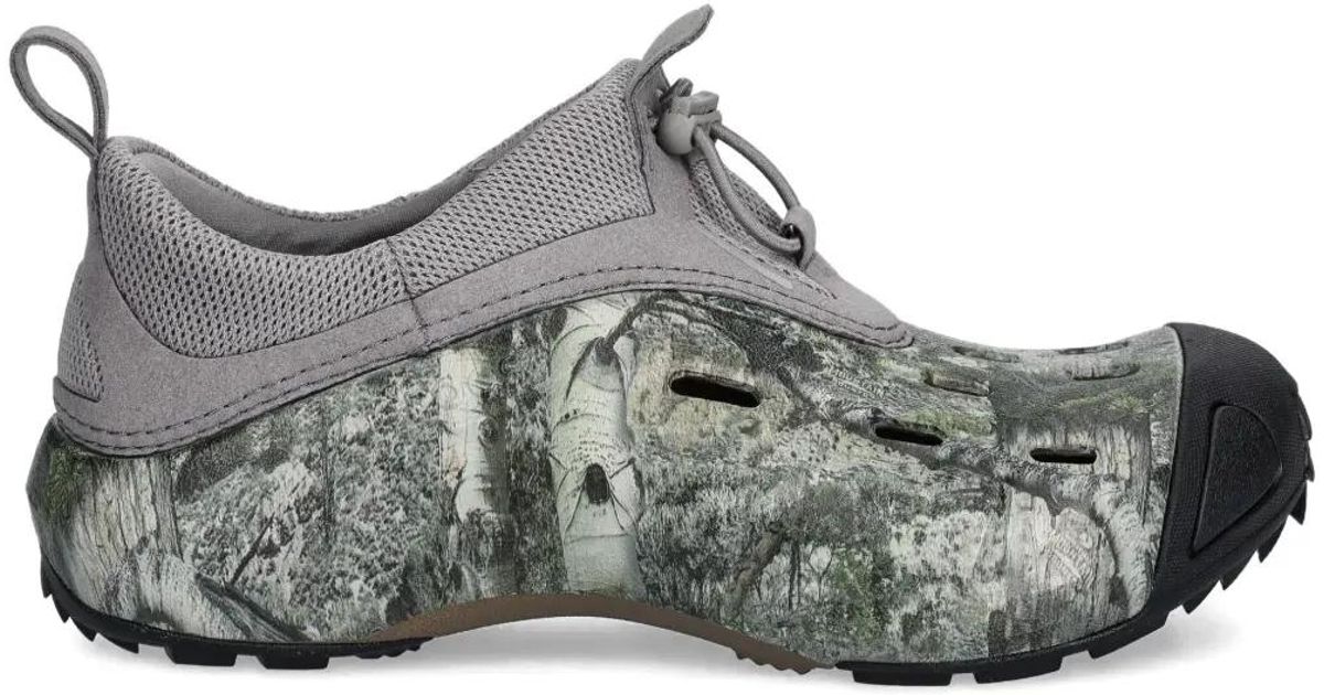 Crocs™ Quick Trail Sneakers in Gray | Lyst