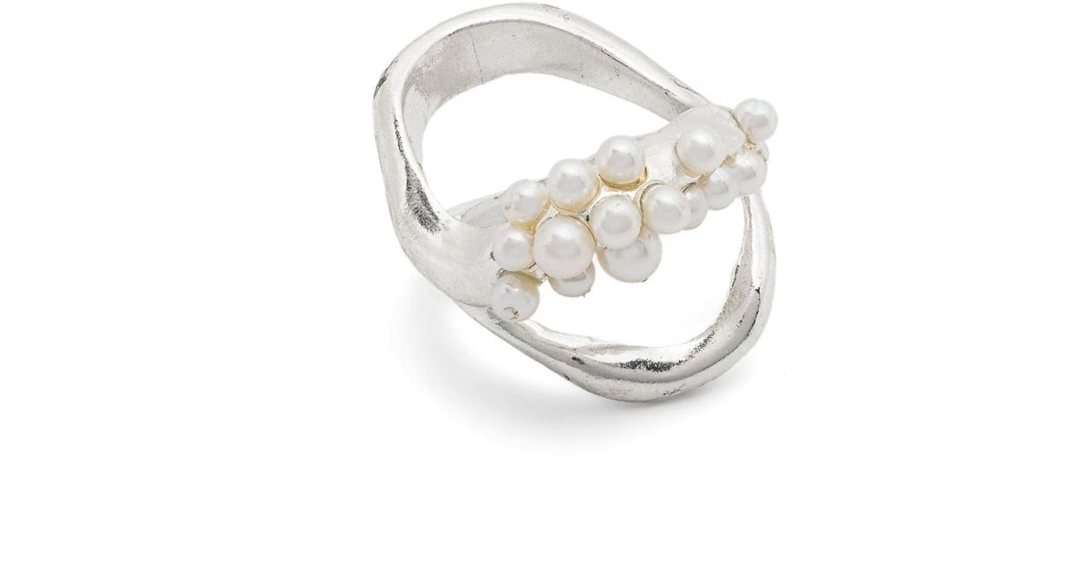 Beatriz Palacios Double-Wave Cluster Ring in White | Lyst