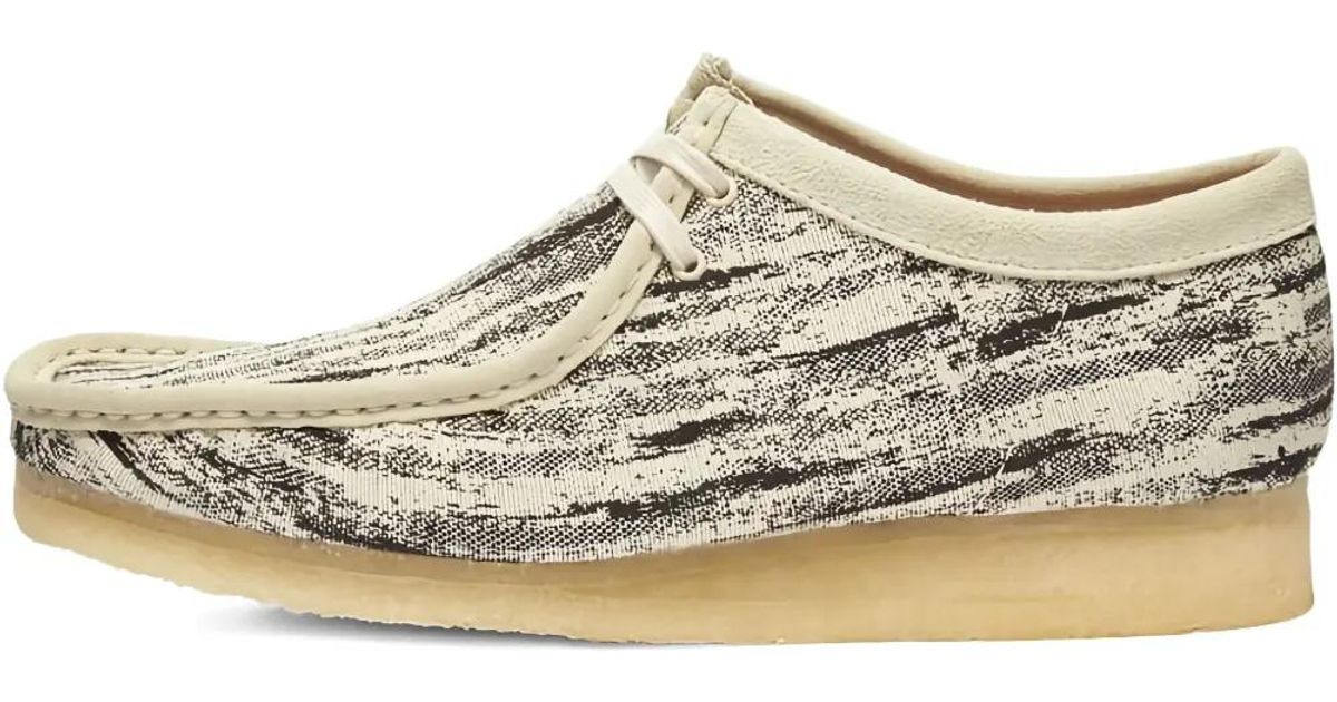 Clarks Wallabee Fabric Loafers in White for Men | Lyst UK