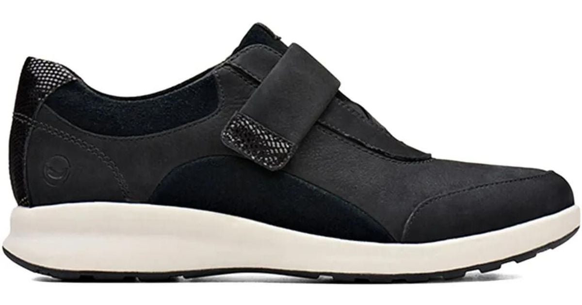 Clarks Adorn Strap Sneakers in Black | Lyst UK