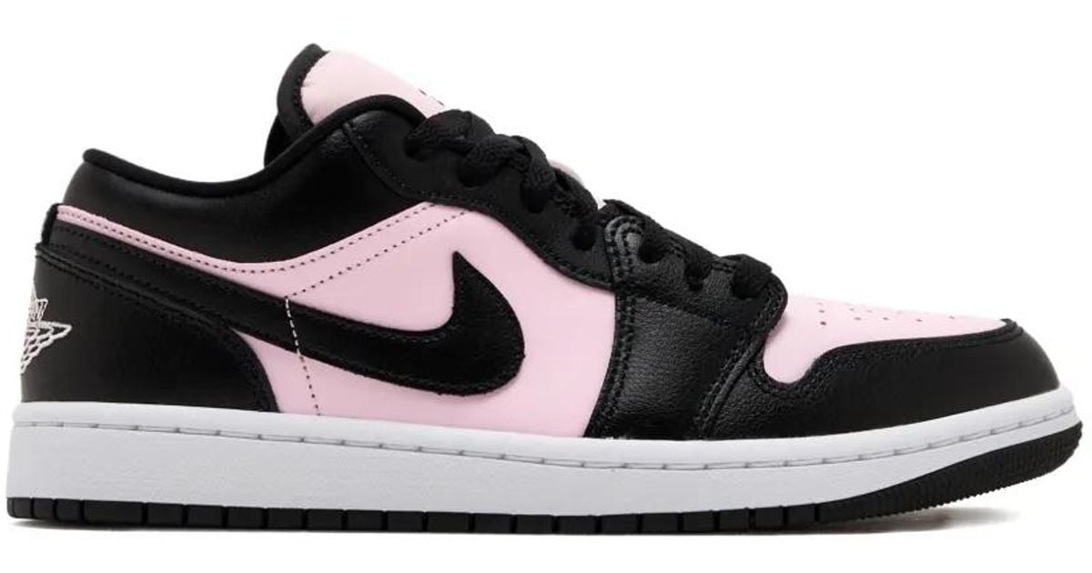 Nike Air Jordan 1 Low Logo Sneakers in White | Lyst UK