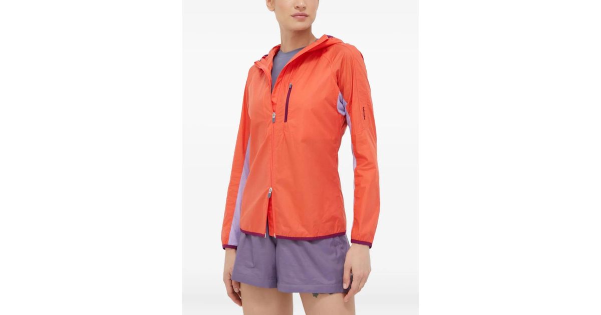 Icebreaker Hooded Colourblock Jacket in Red | Lyst UK