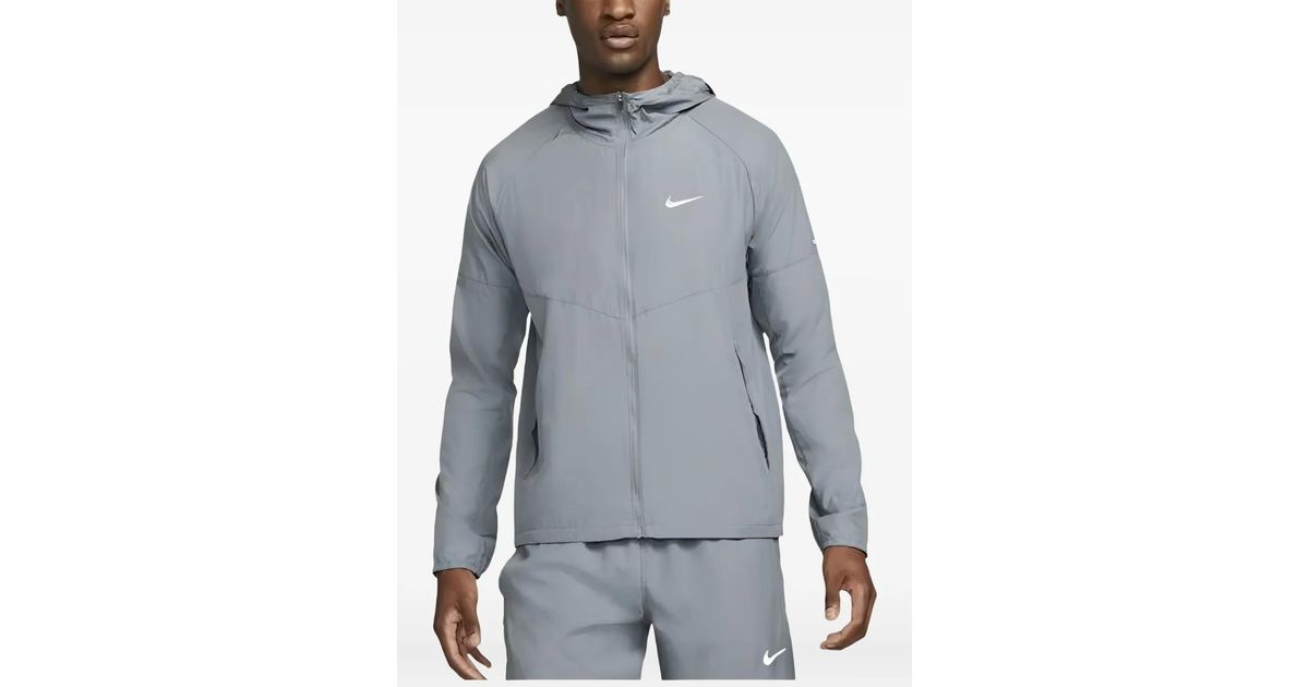 Nike Miler Repel Hooded Jacket in Gray for Men | Lyst