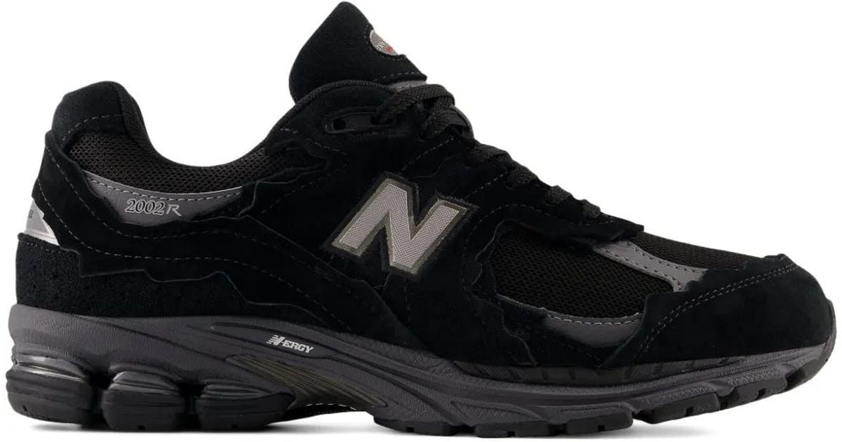 New Balance Suede Panelled Sneakers in Black | Lyst UK