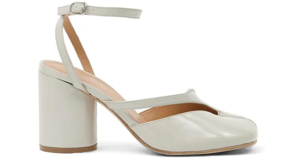 Maison Margiela Tabi Cut-Out Leather Pumps in White | Lyst