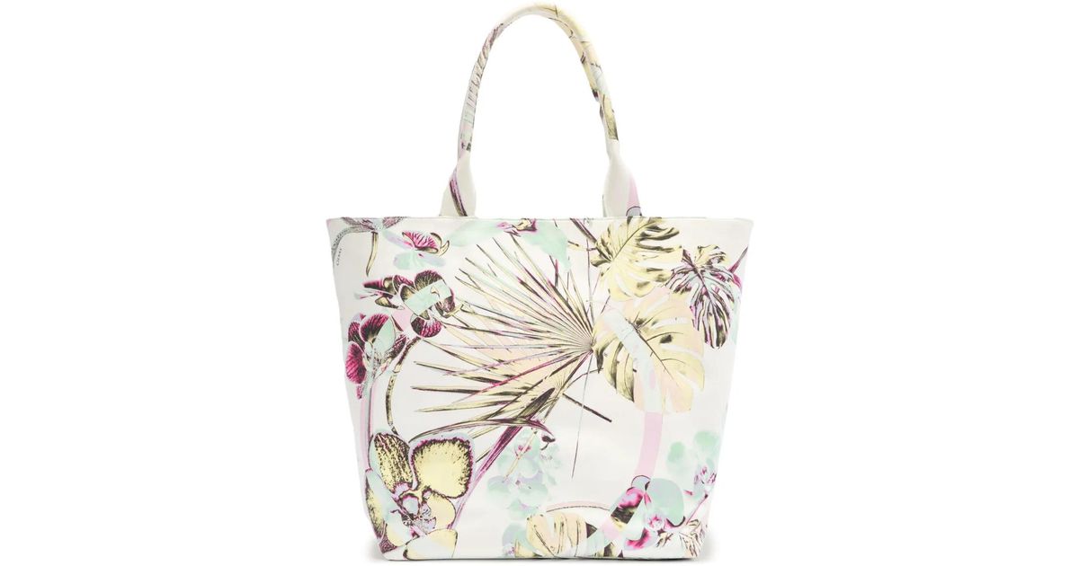 Genny Flower Jungle-Print Tote Bag in White | Lyst