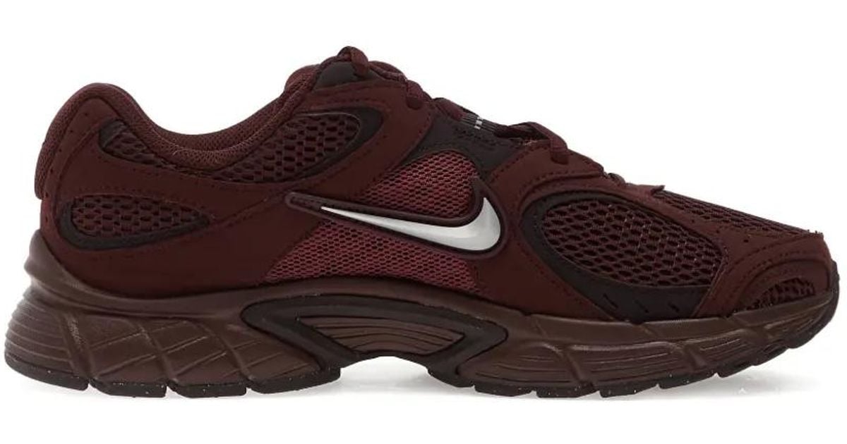 Nike V5 Rnr Logo-Detail Sneakers in Brown | Lyst UK