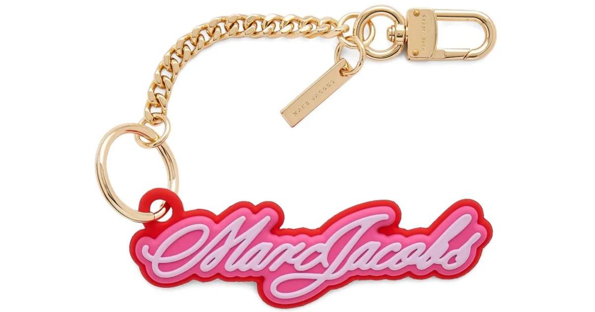 Marc Jacobs The Cursive Logo Bag Charm in Pink | Lyst