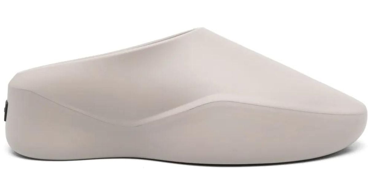 Fear Of God Eva Runner Slippers in Gray for Men | Lyst