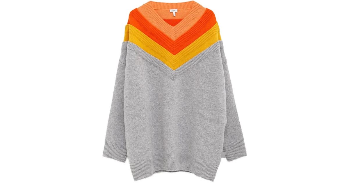 Loewe Wool V-Necked Sweater in Grey | Lyst UK