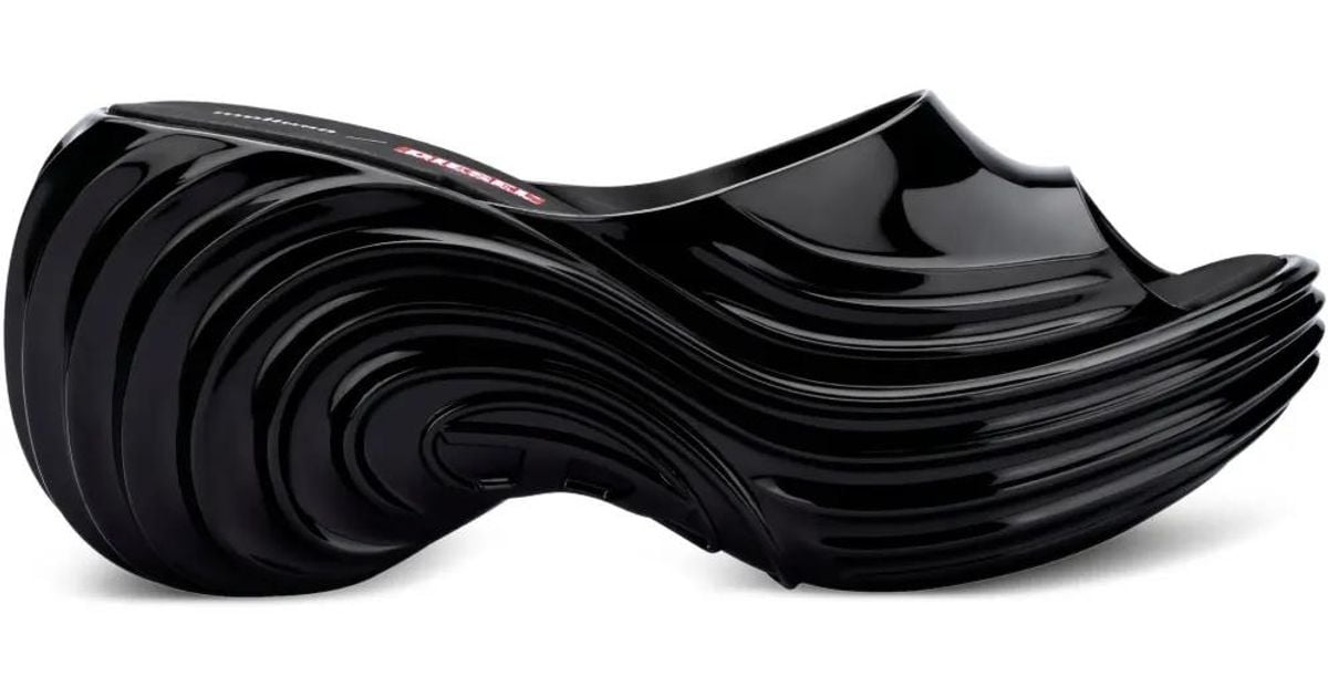 Melissa X Diesel Quantum Platform Wave Slides in Black | Lyst