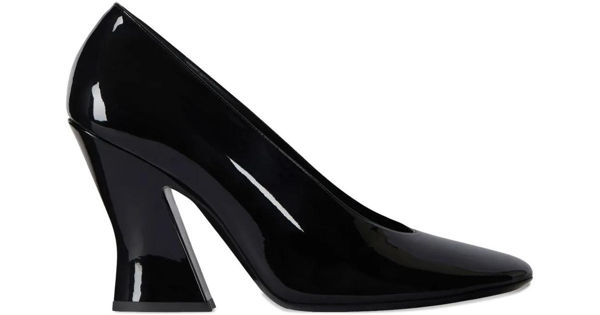 Givenchy Sculpted Pump in Black | Lyst