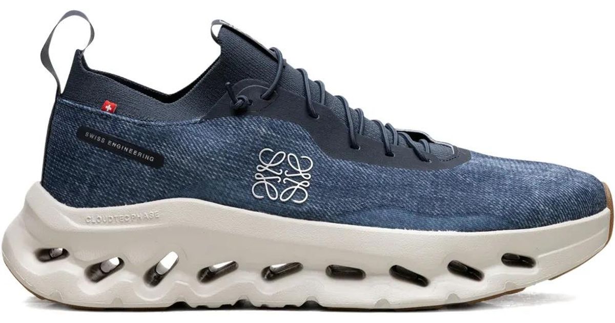 On Shoes Cloudsolo Logo Detail Sneakers in Blue for Men | Lyst UK