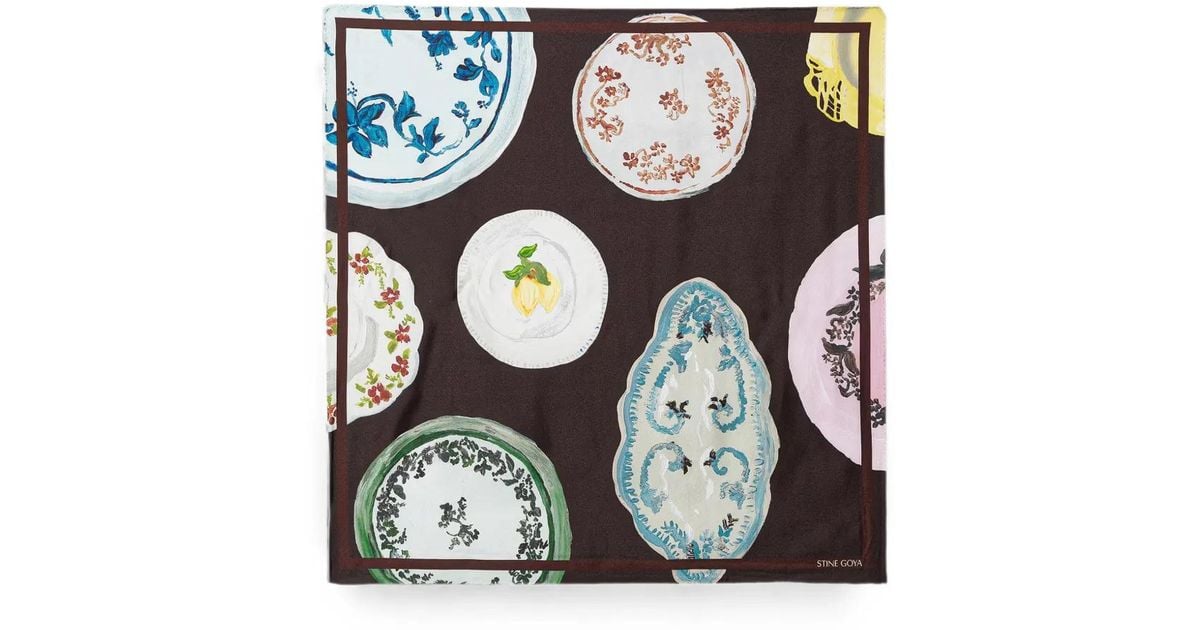 Stine Goya Plate-Print Scarf in Black | Lyst UK