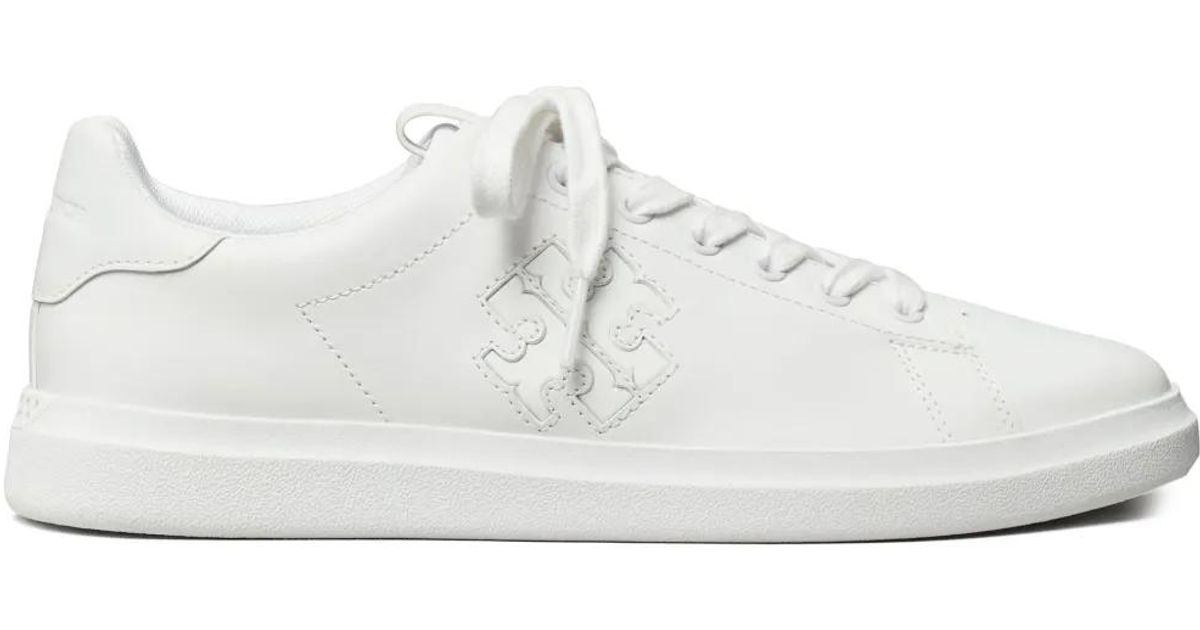 Tory Burch 'howell Court' Sneakers With Double T in White | Lyst
