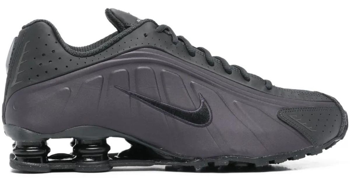 Nike Shox Logo Detail Trainers in Grey | Lyst UK
